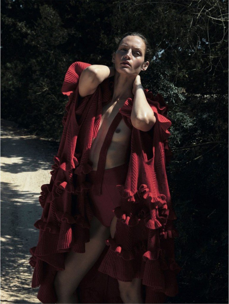 Vivien Solari Sexy & Topless 1